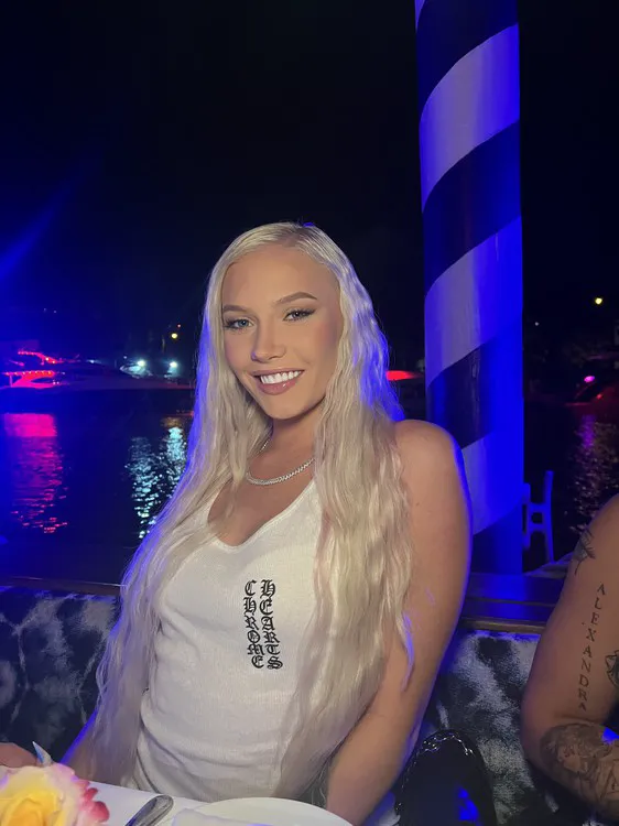 MariahRenee | Female Escorts in Petaluma CA | (310) 760-6072 - HOT.com